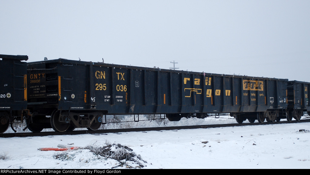 GNTX 295036 with load of scrap steel